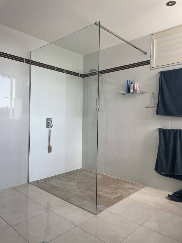 Toughened Safety Glass Services in Palmview 4553